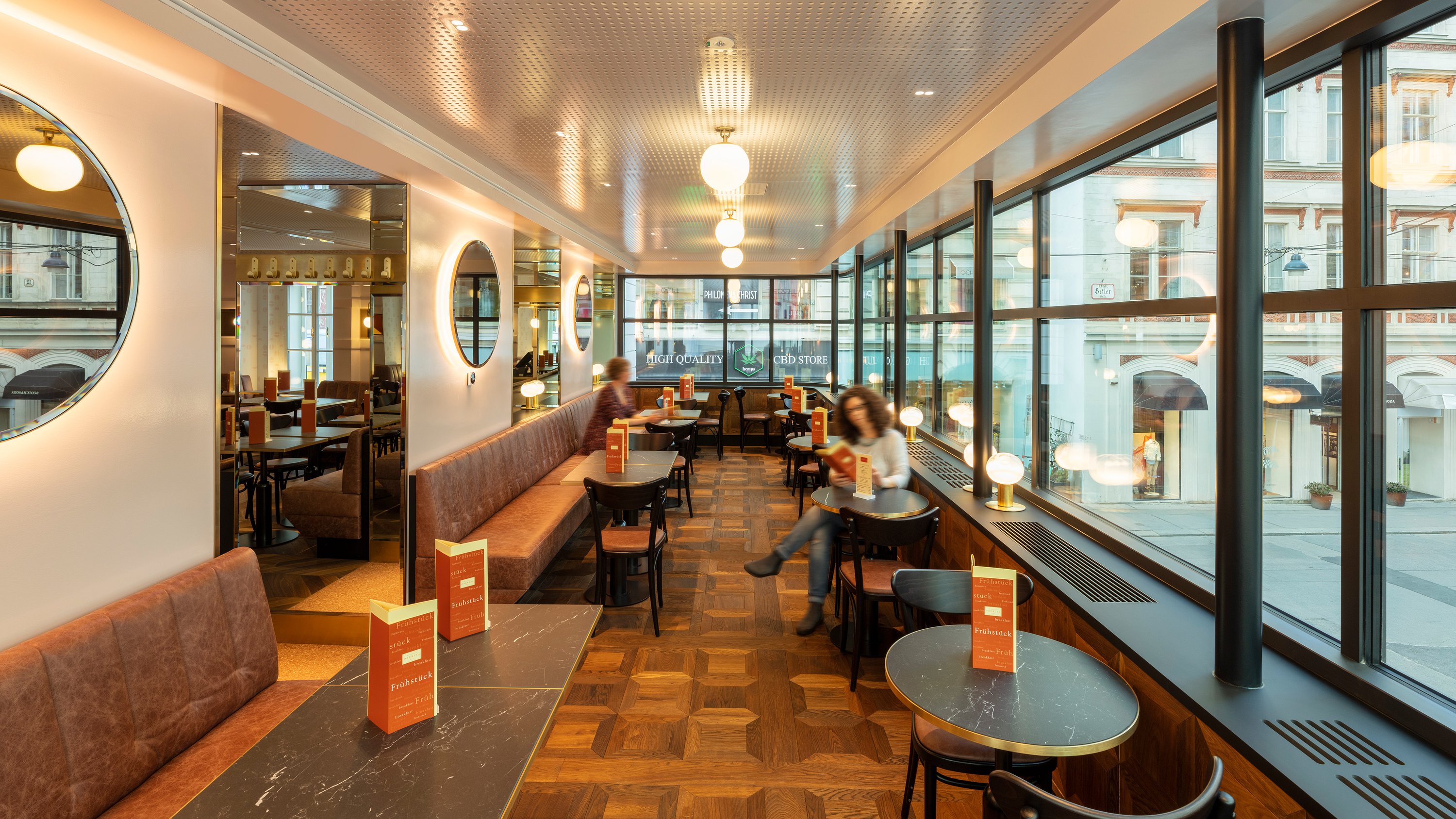 Konditorei Oberlaa Stadthaus | BWM Designers & Architects