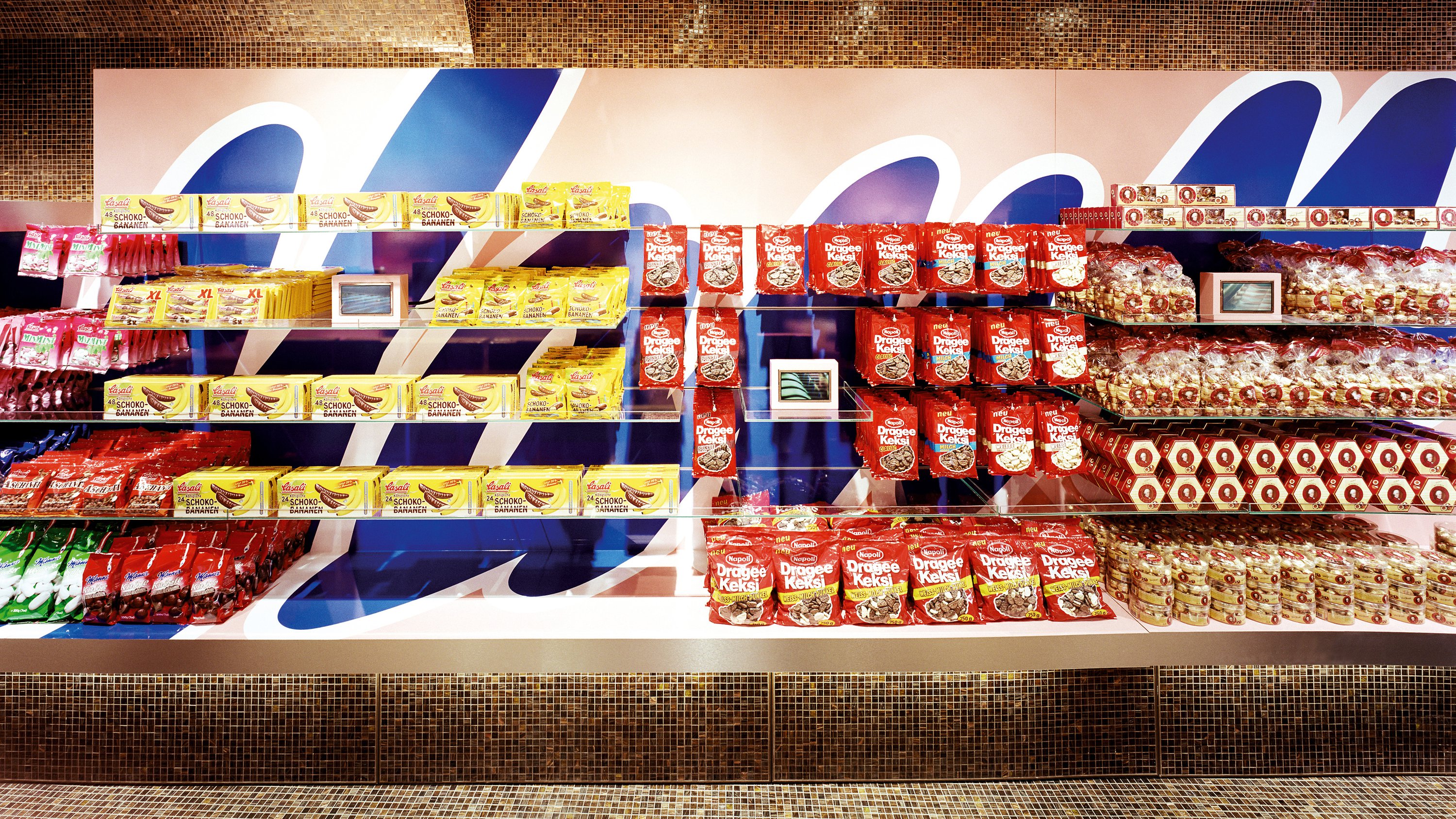 Manner Flagshipstore Vienna | BWM Designers & Architects